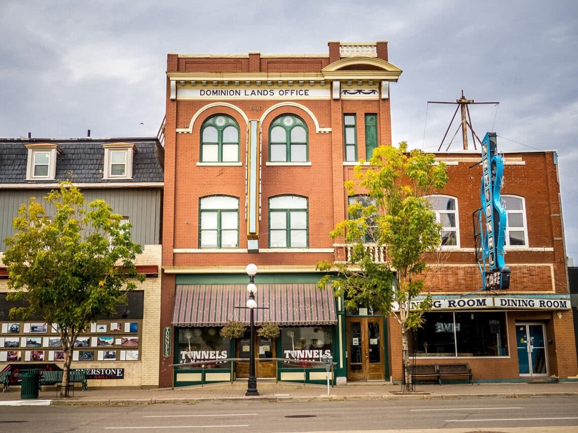 Regina to Calgary EV Road Trip Report - MYEV Trips