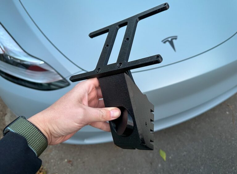 Quick Bandit vs. SnapPlate: Which Tesla Removable License Plate Holder ...