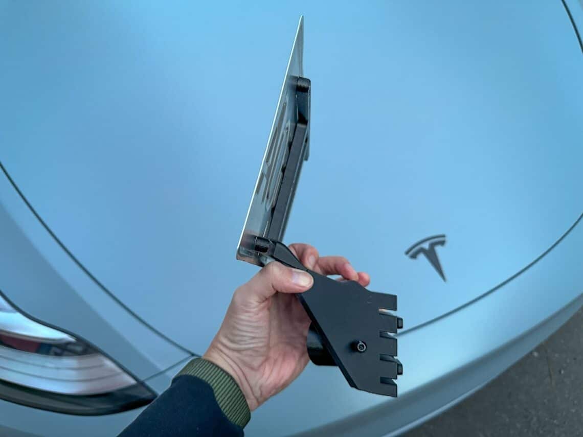Quick Bandit vs. SnapPlate: Which Tesla Removable License Plate Holder ...