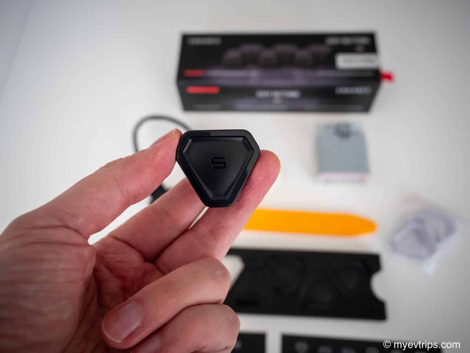Easy Tesla Mod: Add Tesla Shortcut Buttons & Tesla USB Ports