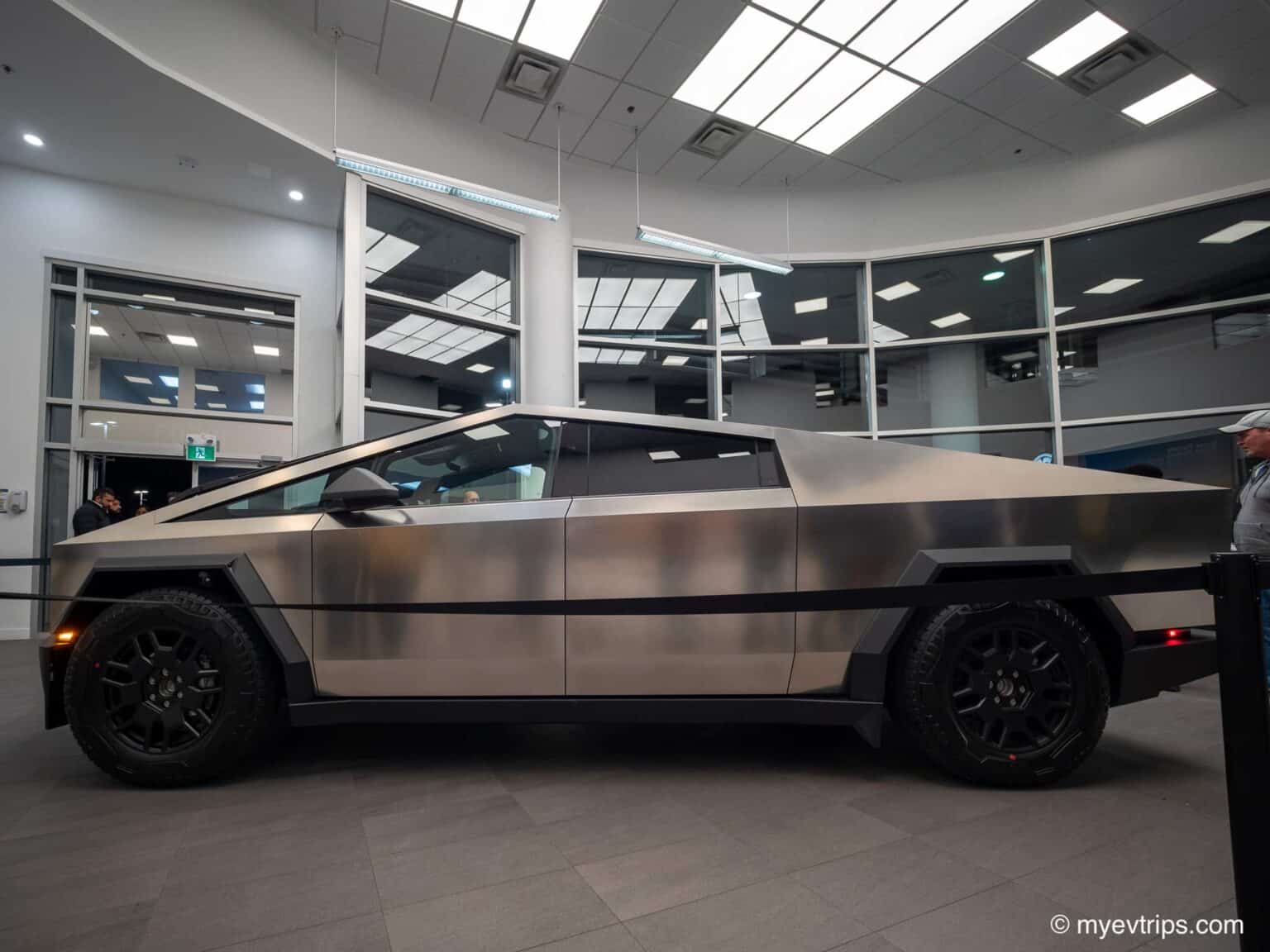 Tesla Cybertruck Canada Display Model: 7 Key Takeaways