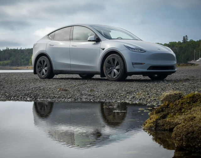 Tesla S3XY Knob Review: A Slick and Seamless Tesla Accessory